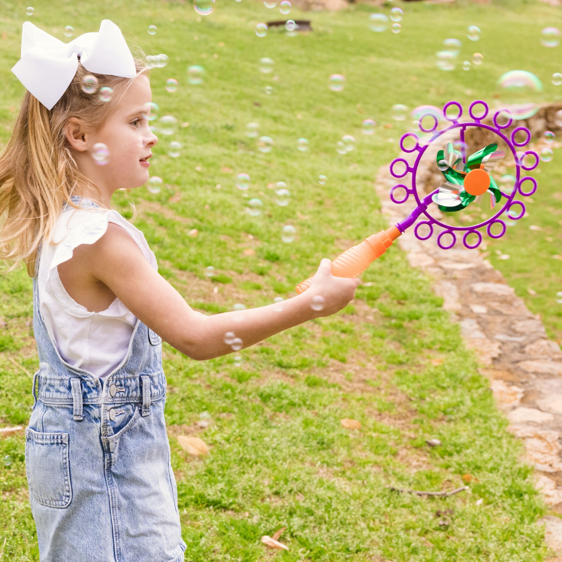 SunnyDays | MAXX BUBBLES BUBBLE PINWHEEL WAND